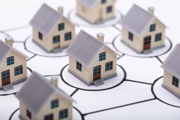 12 Warning Signs Your HOA Is Out of Control