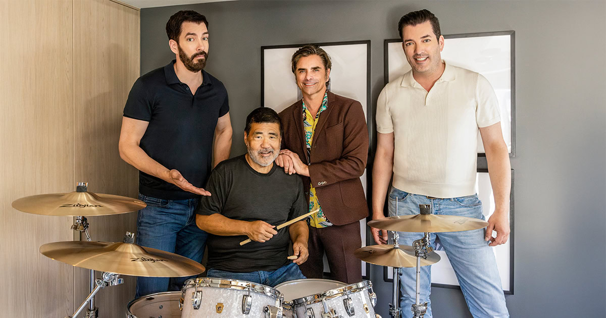 John Stamos Renos His Best Friend's Garage on Celebrity IOU