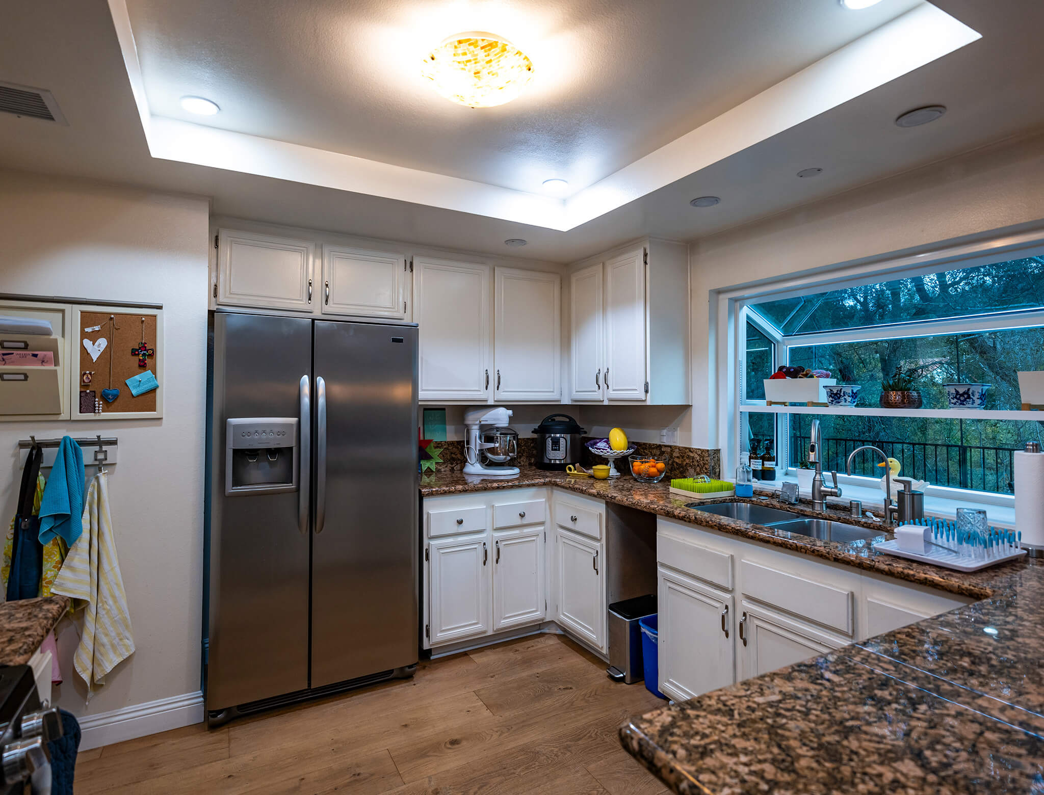 Mario Lopez Surprises His Lifetime Friend Tuddy on Celebrity IOU