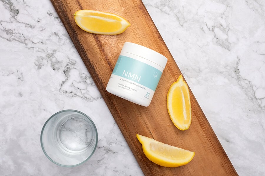 ¿Qué es el NMN? Beneficios, dosis y riesgos