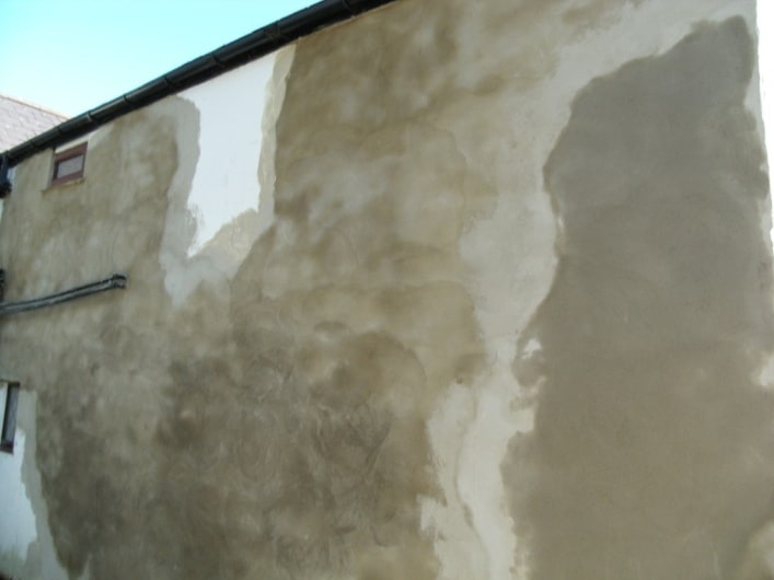 Tips for exterior house painting on rendered exterior walls