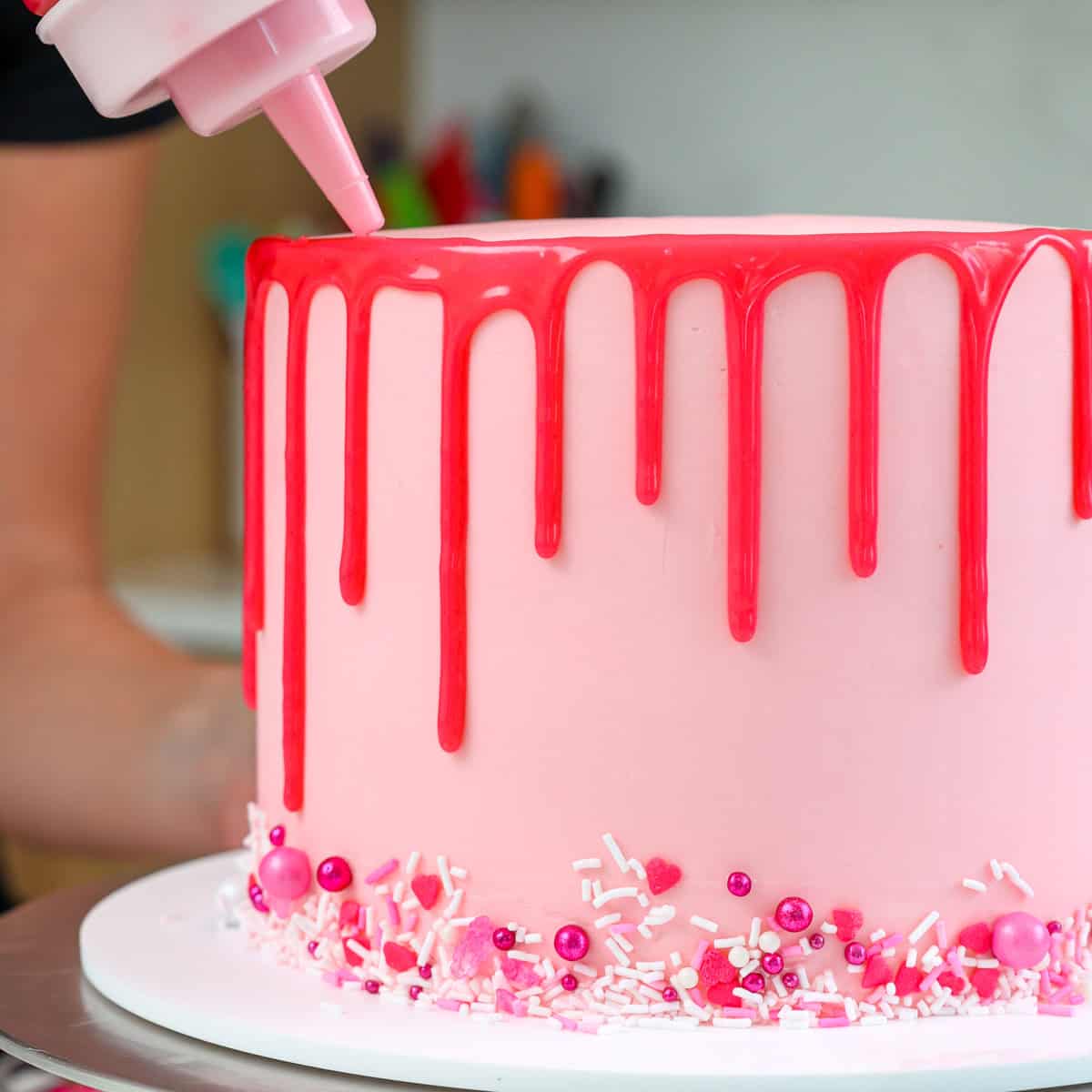 how to make cake drip