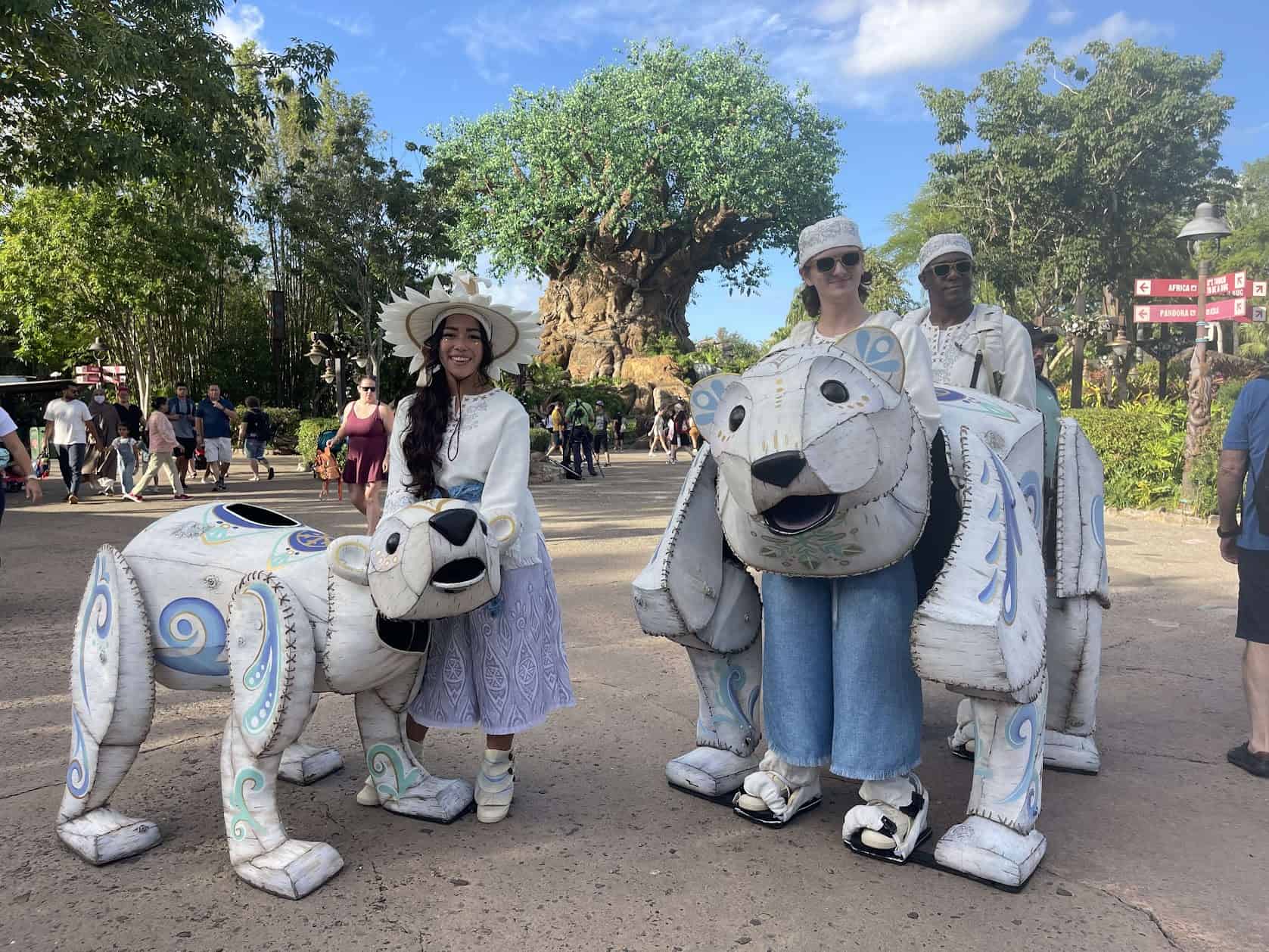 Merry Menagerie Returns to Disney’s Animal Kingdom for the 2024 Holiday ...