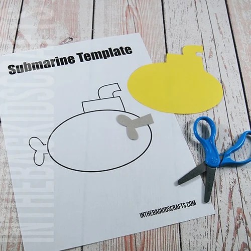 Easy Paper Plate Submarine Craft (FREE Template) • In the Bag Kids' Crafts