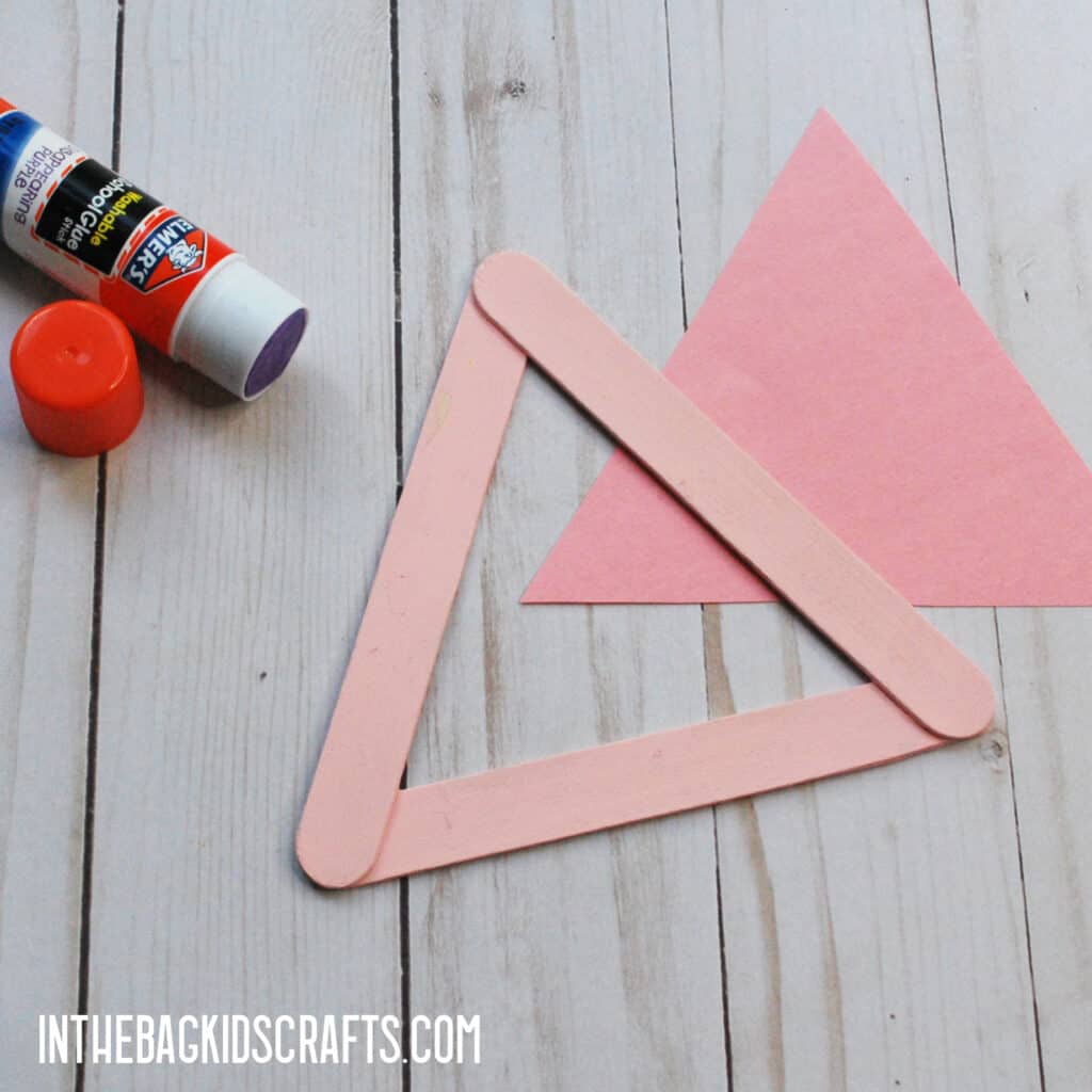 5 Easy Farm Animal Crafts (with FREE Templates) • In the Bag Kids' Crafts