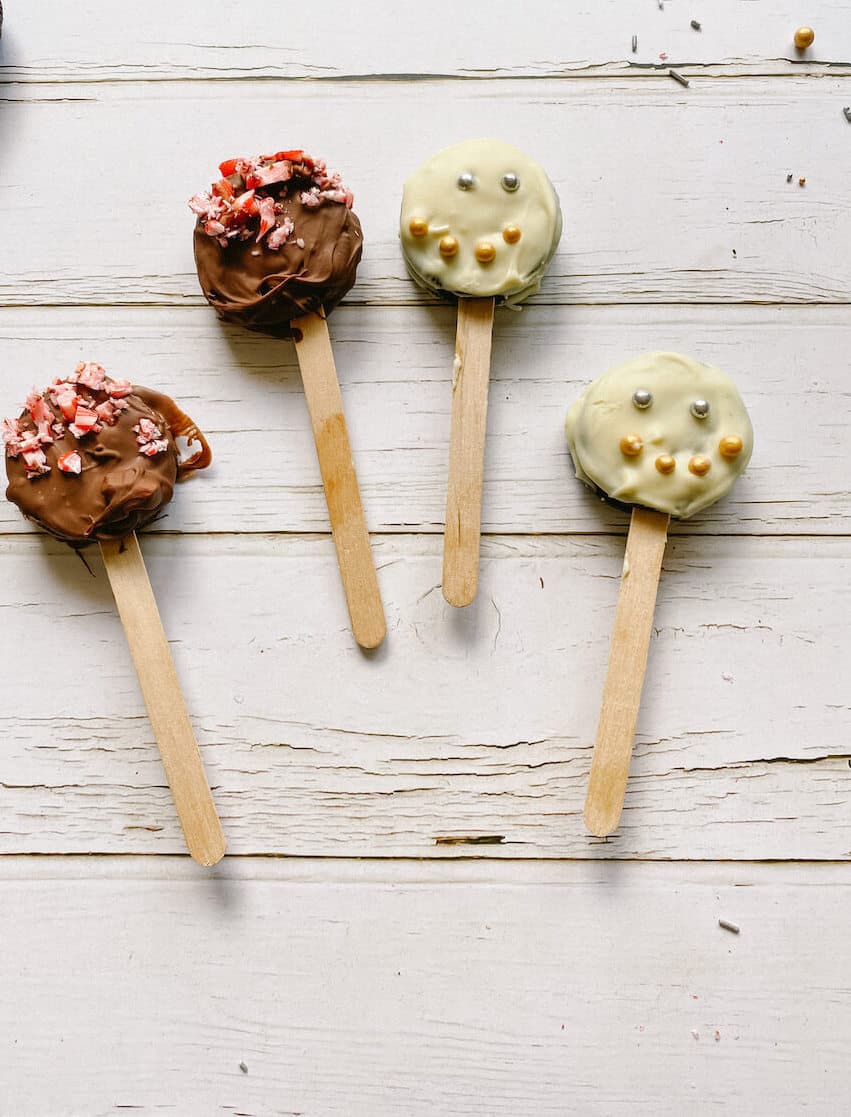 Easy Christmas Oreo Pops Recipe