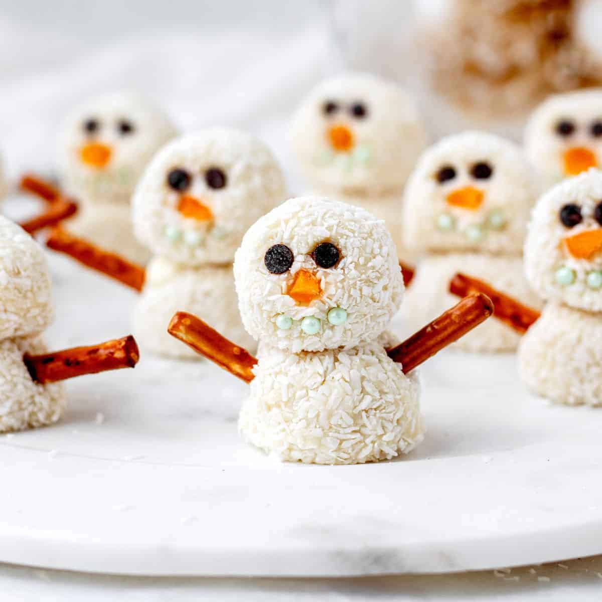 22 Cute Snowman Treats To Make This Christmas