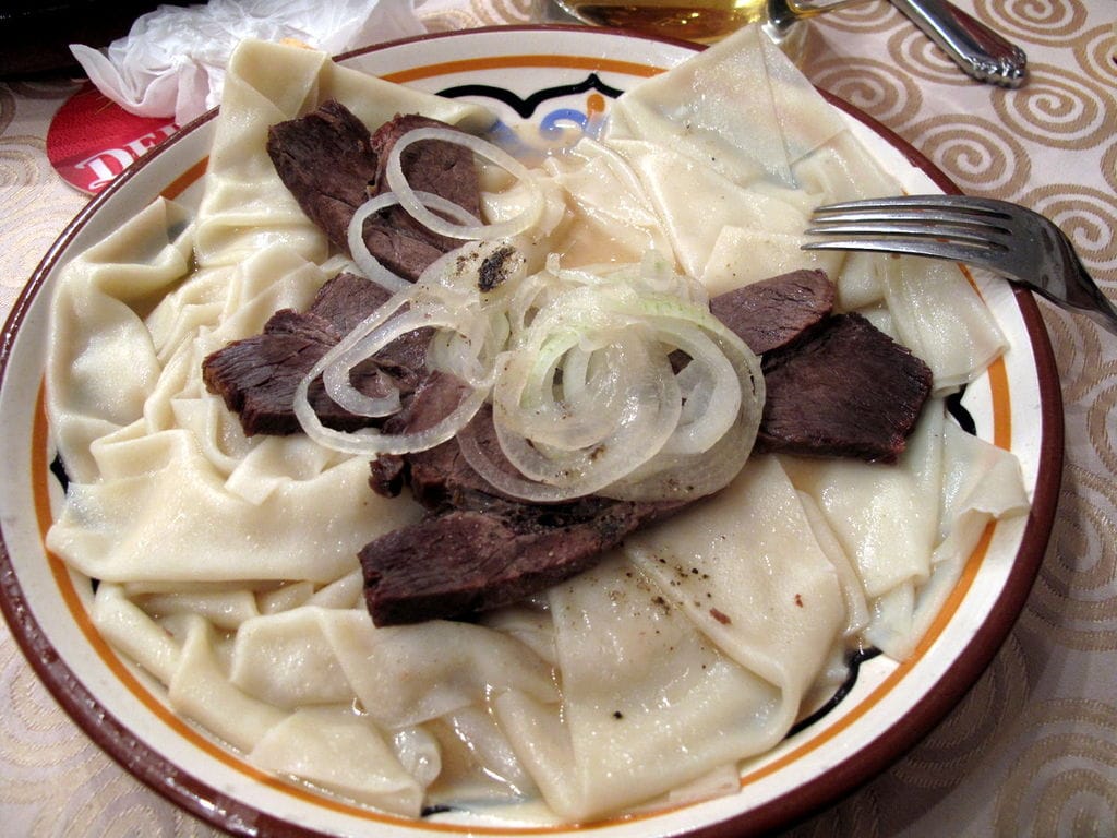 148 National Dishes Around The World