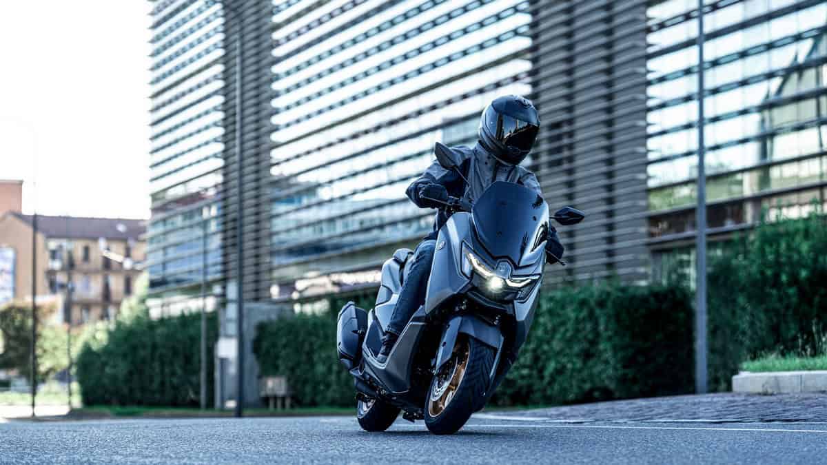 Yamaha NMAX 155 Tech Max 2026: prezzo e caratteristiche - Quotidiano Motori