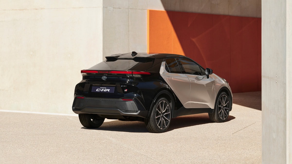 Toyota C-HR 2024, la nuova generazione è anche plug-in hybrid - Quotidiano Motori